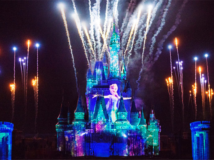 Tokyo Disneyland - "Anna and Elsa’s Frozen Fantasy" 2018 - Travel to ...