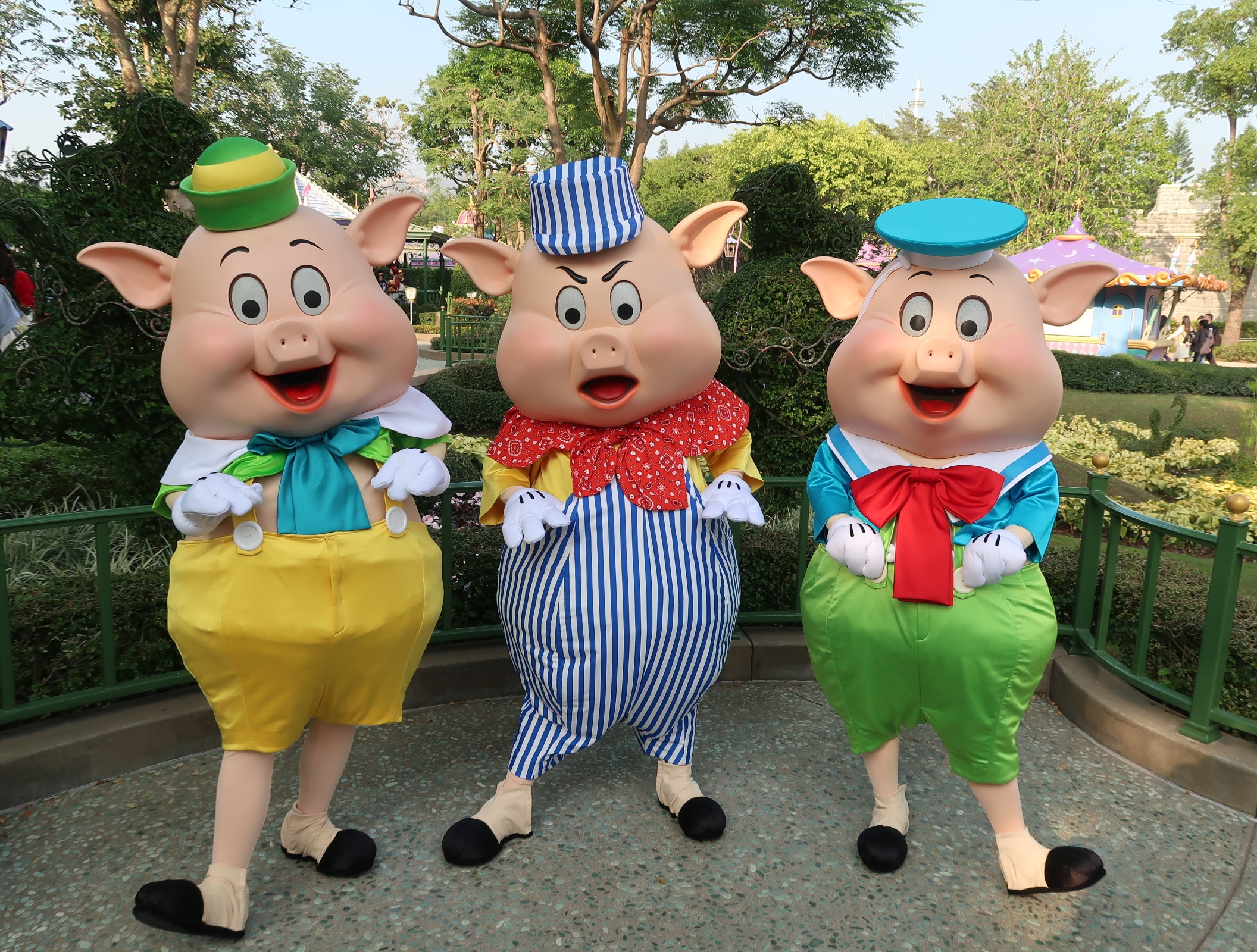 Photos Chinese New Year at Hong Kong Disneyland - Year of the Pig ...